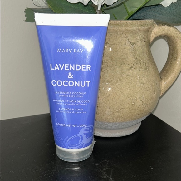 Mary Kay | Bath & Body | Mary Kay Lavender Coconut Scented Lotion ...